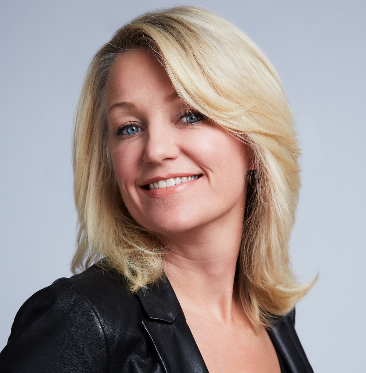 Deedee Crossett: Go Green! - MASTERS By Winn Claybaugh